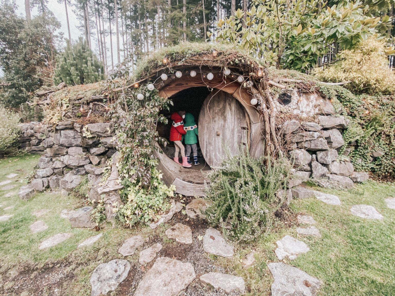 Hobbit House, Port Orchard | Two In Tow & On The Go
